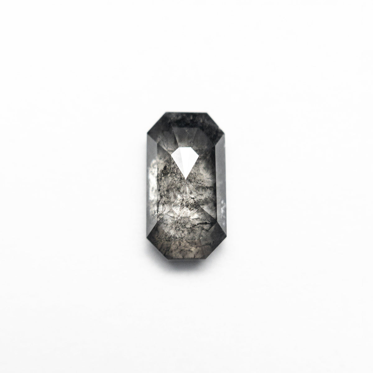 1.04ct 7.89x4.22x2.80mm Cut Corner Rectangle Step Cut 25808-04 – MAC